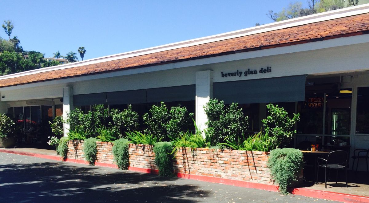 Beverly Glen Deli Delivery Menu | Order Online | 2948 N Beverly Glen ...