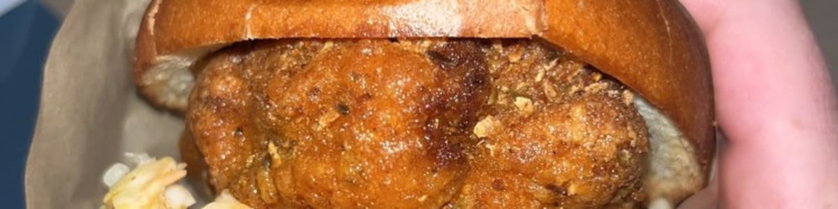 Hot Murga Indian Fried Hot Chicken Delivery Menu | Order Online | 140 ...