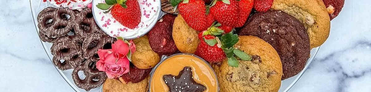 Hot Box Cookies (Como) Delivery Menu | Order Online | 1013 E Broadway ...