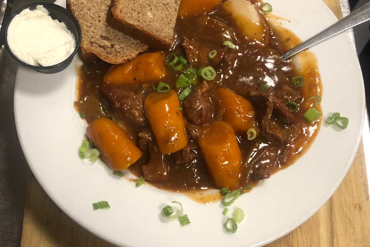 Irish Cottage Restaurant Delivery Menu | Order Online | 17 Branch St ...