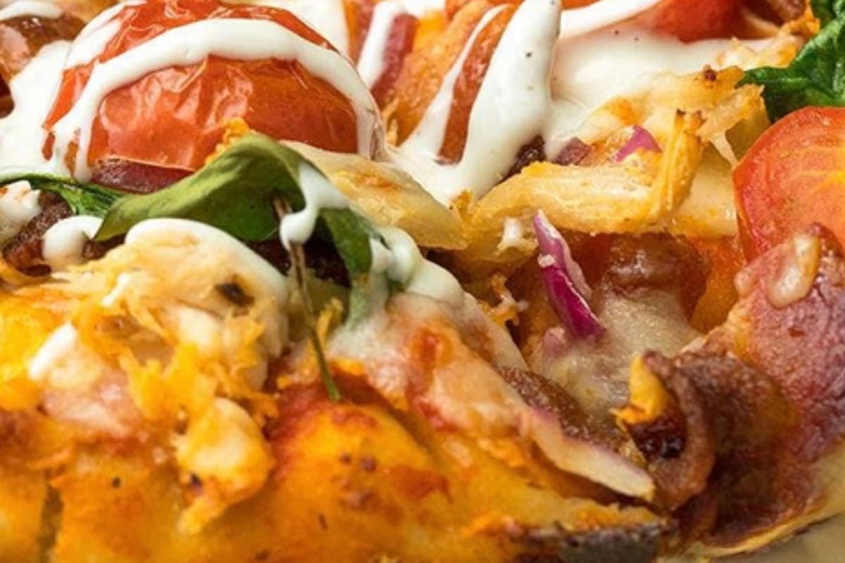 Hot Pizza From Vienna Delivery Menu | Order Online | 12336 Lake City ...