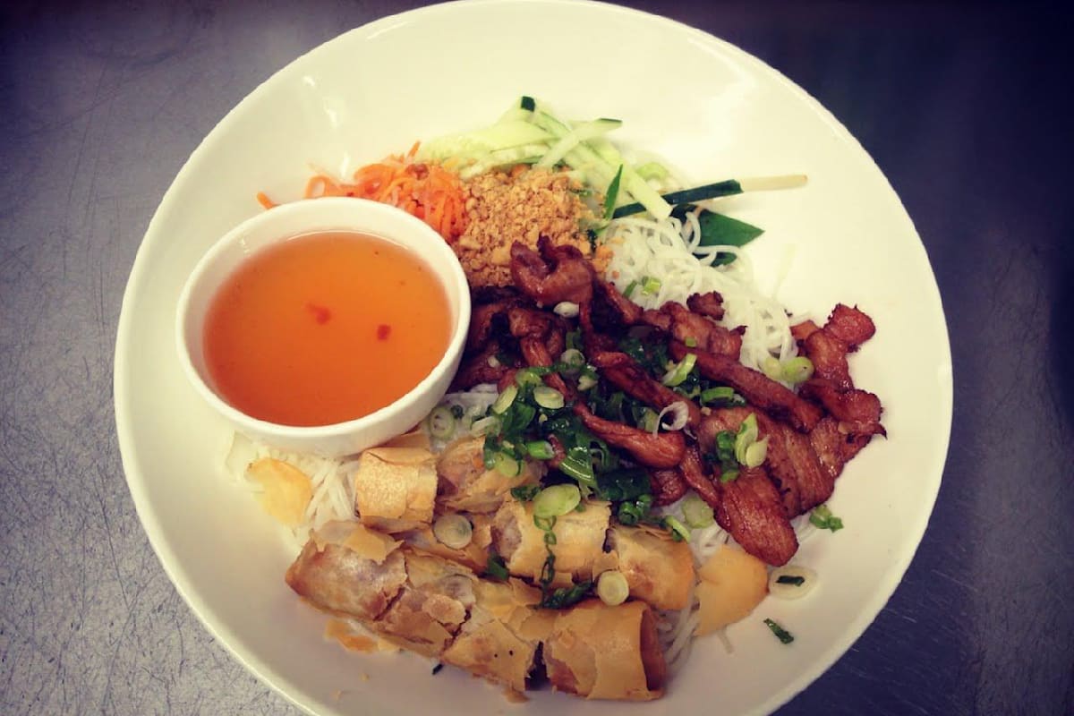 Pho 11 - State College, PA Restaurant | Menu + Delivery | Seamless