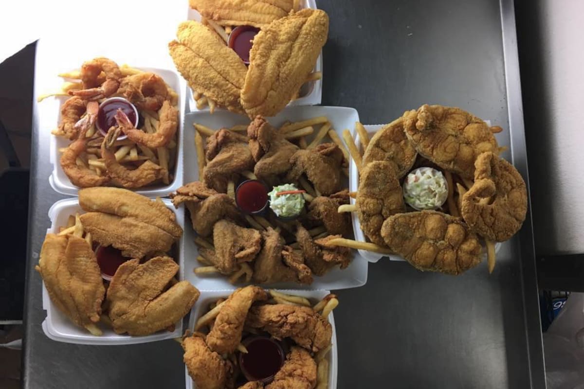 Big Sharks Fish & Chicken Delivery Menu | Order Online | 3820 Lafayette ...