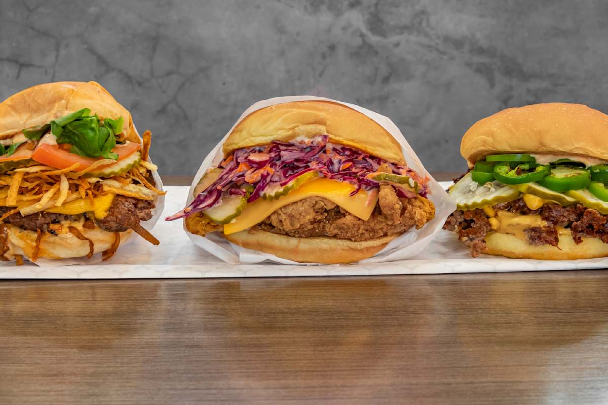 Classic Burger Co Delivery Menu | Order Online | 14006 Riverside Dr ...