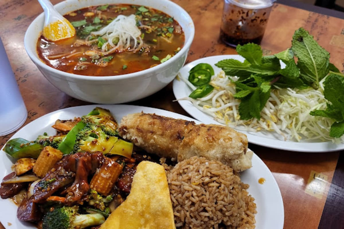 Simplee Pho Delivery Menu | Order Online | 15265 Galaxie Ave Apple ...