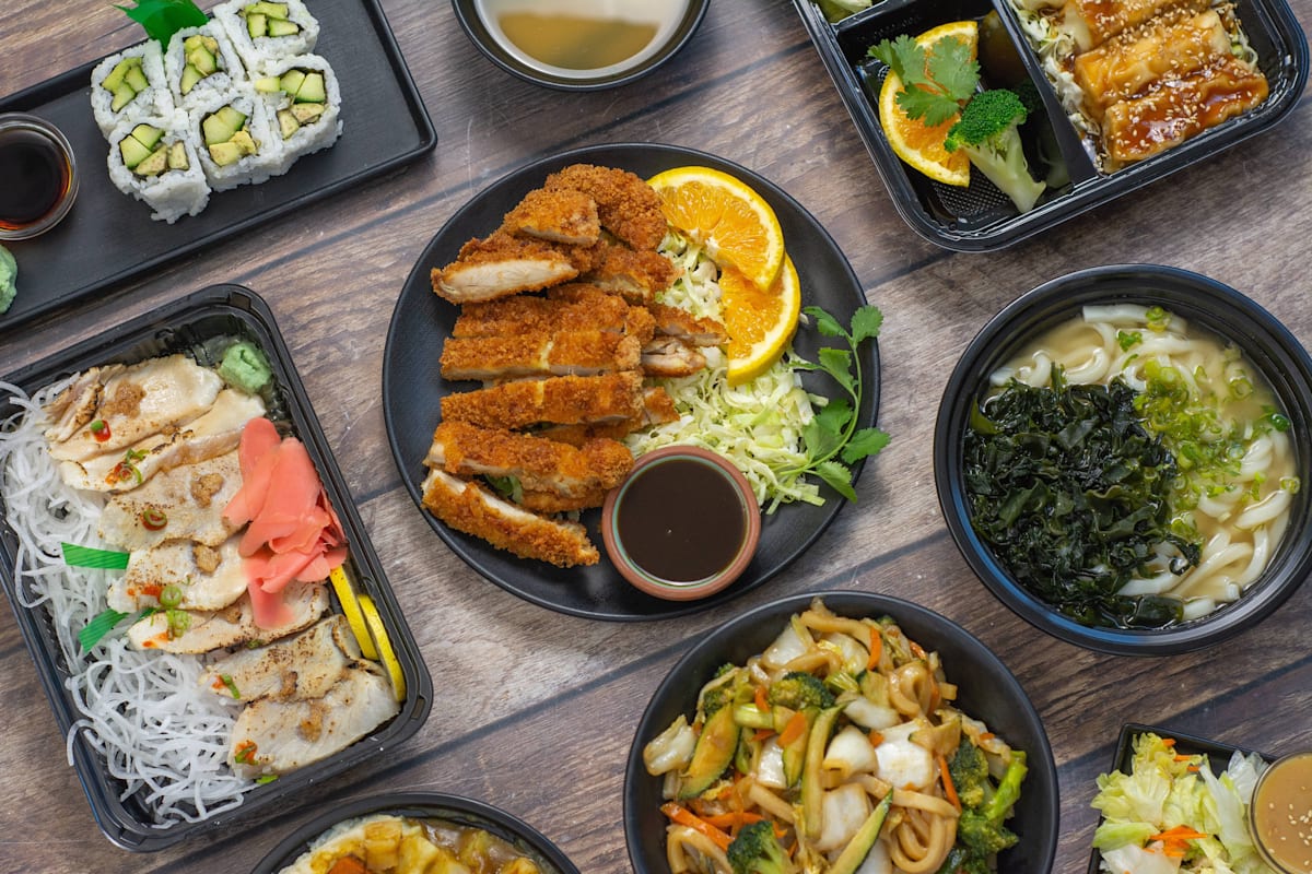 Sumo Japanese Restaurant Delivery Menu | Order Online | 355 State St ...