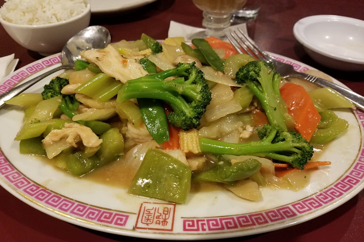 Mai Wah Chinese Restaurant Delivery Menu | Order Online | 18088 SE ...