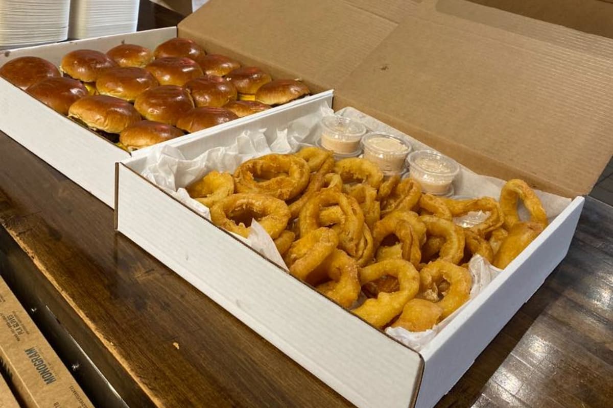 Flight Burger Delivery Menu | Order Online | 650 W Carmel Dr Carmel ...