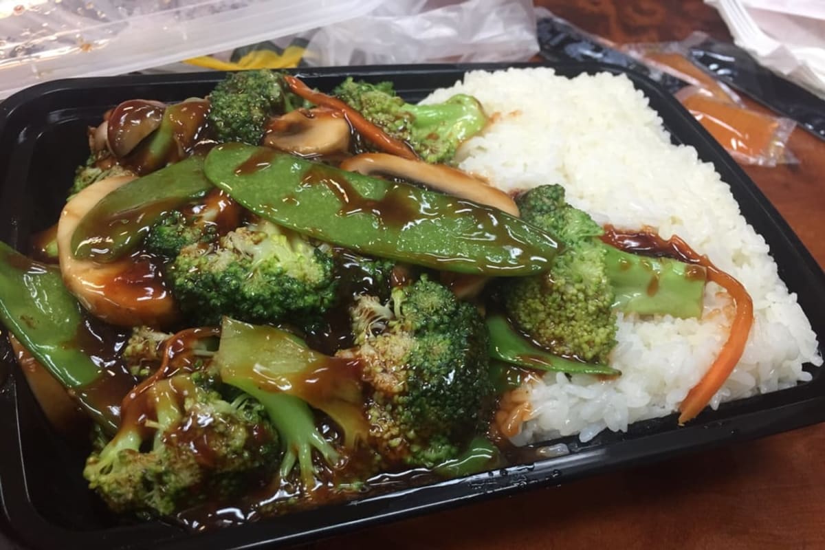 New China Restaurant Delivery Menu | Order Online | 1678 S Missouri Ave ...