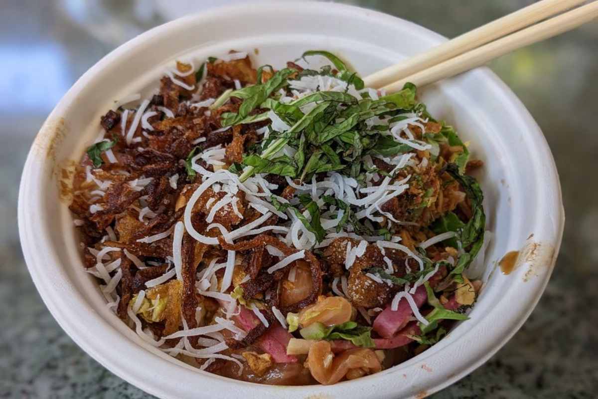 Sweetfin - Los Angeles, CA Restaurant | Menu + Delivery | Seamless