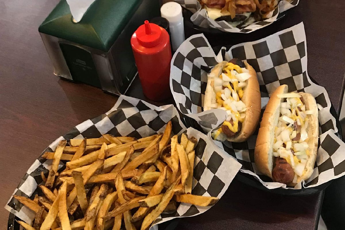Big Ray's Burgers and Dogs Delivery Menu | Order Online | 3619 Simpson ...