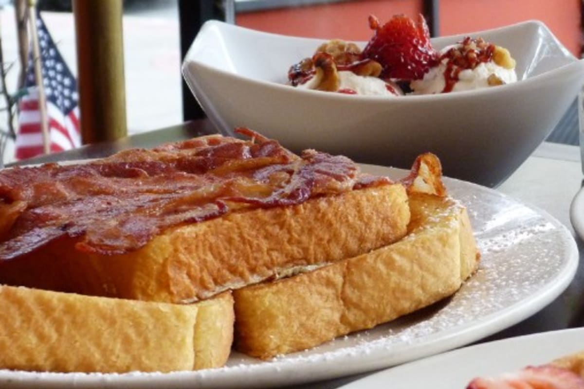 Daily Treat Restaurant Delivery Menu | Order Online | 177 E Ridgewood ...