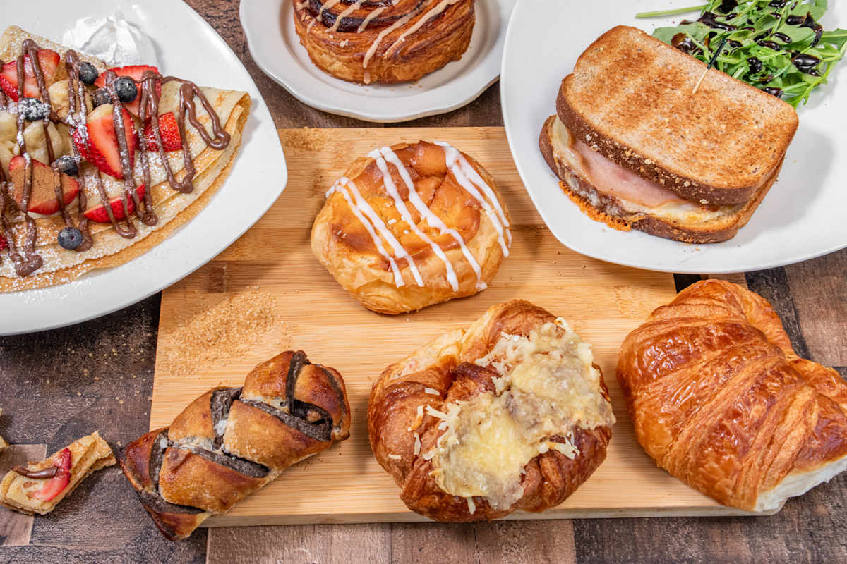 IL Sorriso Cafe Delivery Menu | Order Online | 2400 N Howard St ...