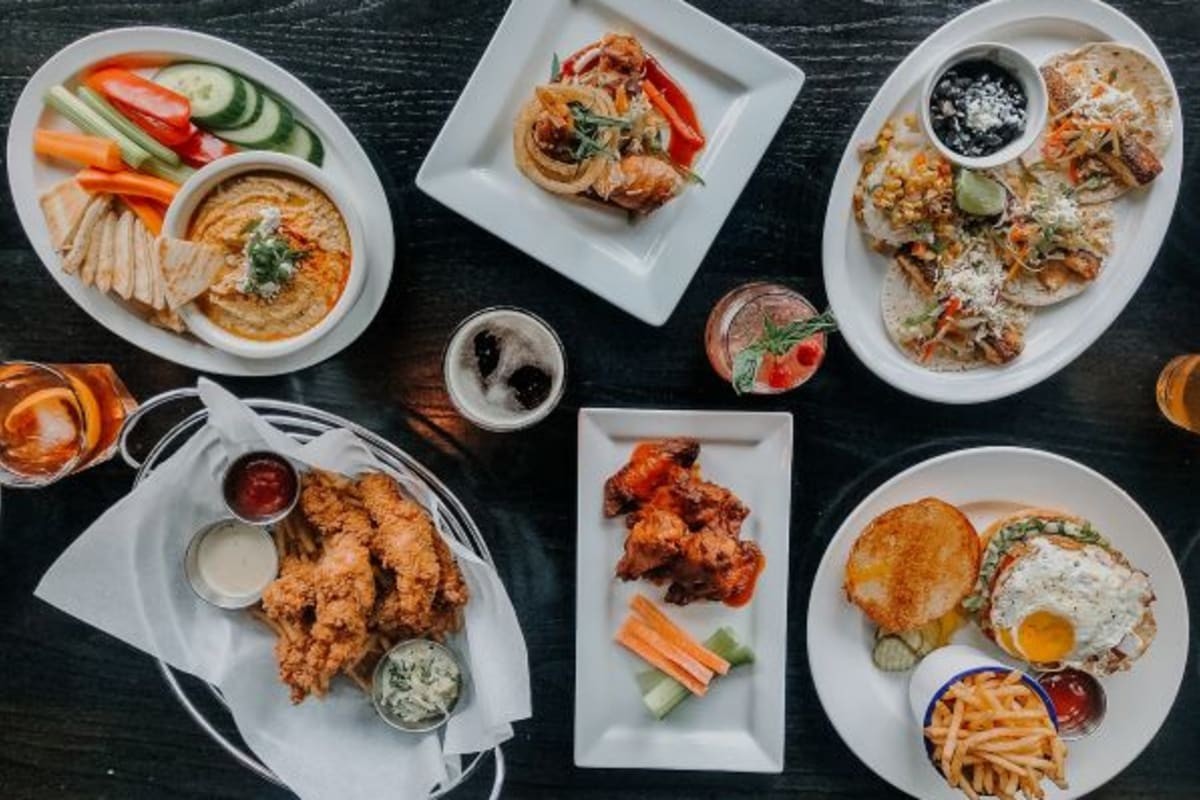 Summit Grill- Waldo - Kansas City, MO Restaurant | Menu + Delivery ...