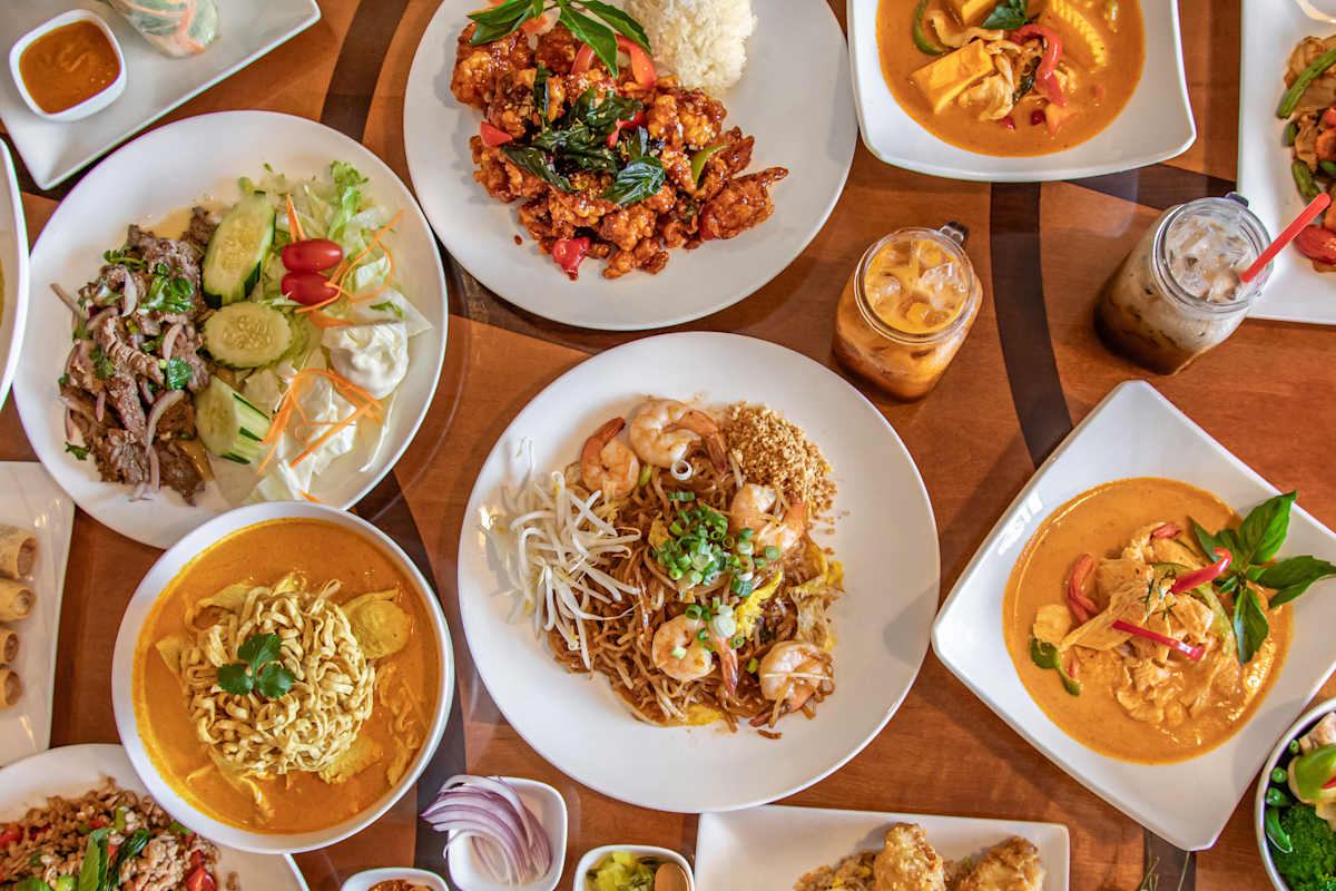 Dek Thai Restaurant Delivery Menu | Order Online | 633 SW 152nd St ...