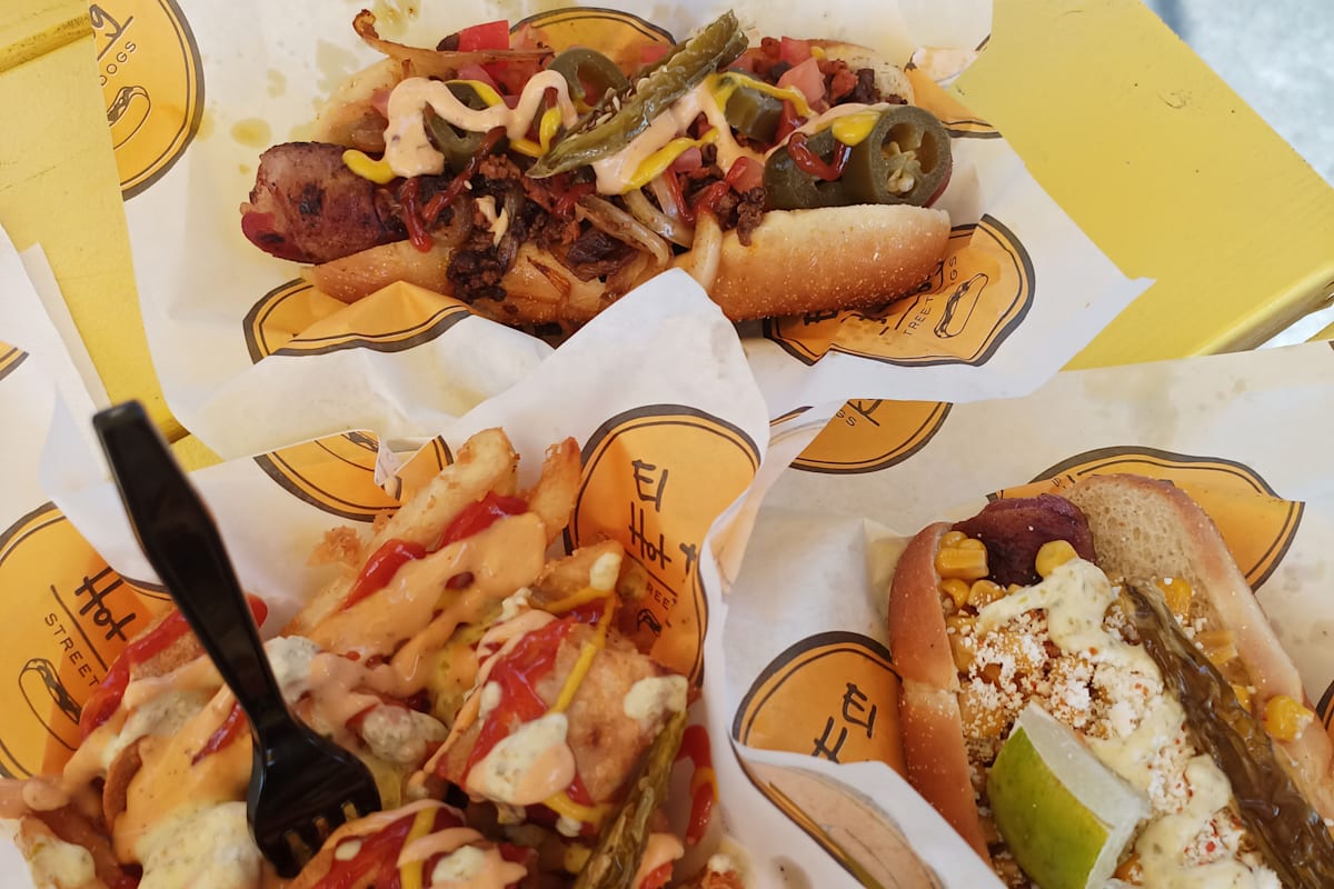 El hot dog street dogs Delivery Menu | Order Online | 100 S Lee Ave ...