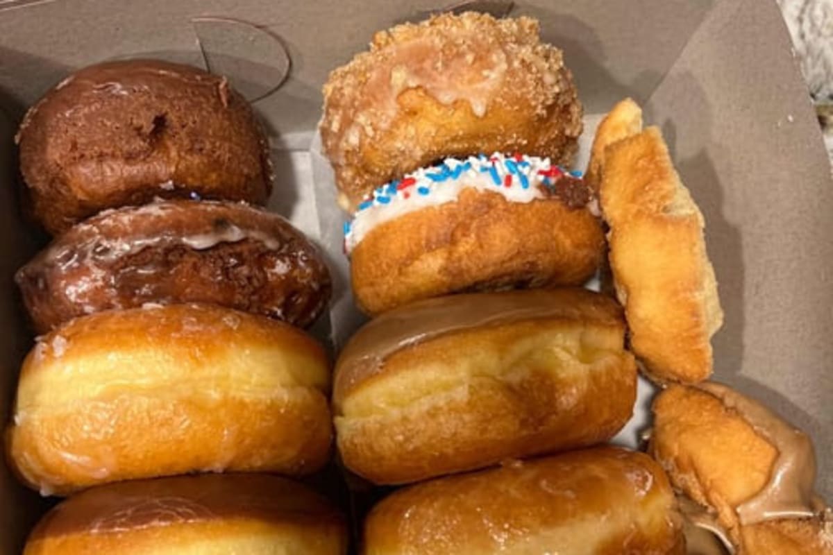 Lucky Donuts & Sandwiches Delivery Menu | Order Online | 4010 MacArthur ...