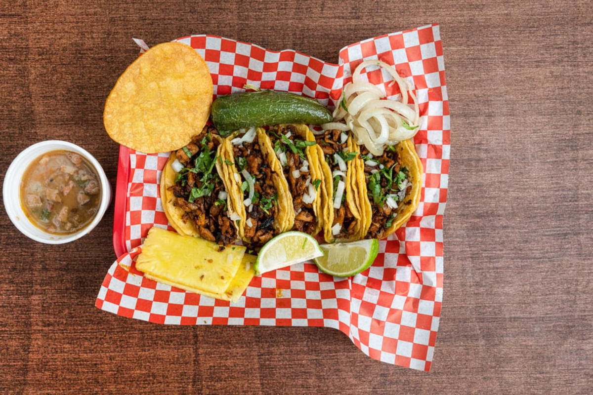 Los Porkys Tacos Tortas and More - Universal City, TX Restaurant | Menu ...