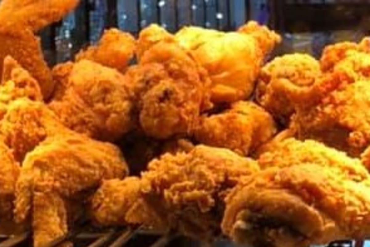 Bailey's Crispy Fried Chicken & Fish Delivery Menu | Order Online ...