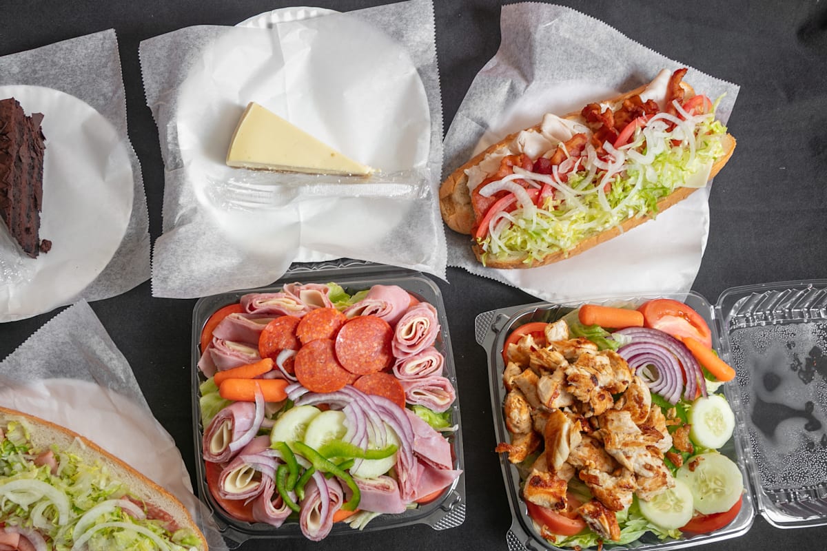 Freshway Pizza (Main St) Delivery Menu | Order Online | 1406 Main St ...