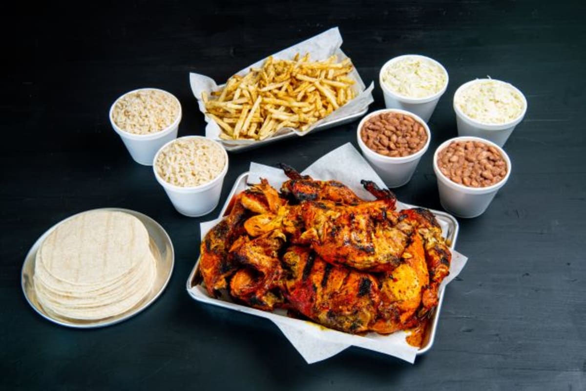 Dino's Famous Chicken - Los Angeles, CA Restaurant | Menu + Delivery ...