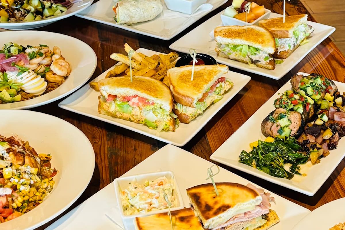 Moerlein Lager House Delivery Menu | Order Online | 115 Joe Nuxhall Wy ...