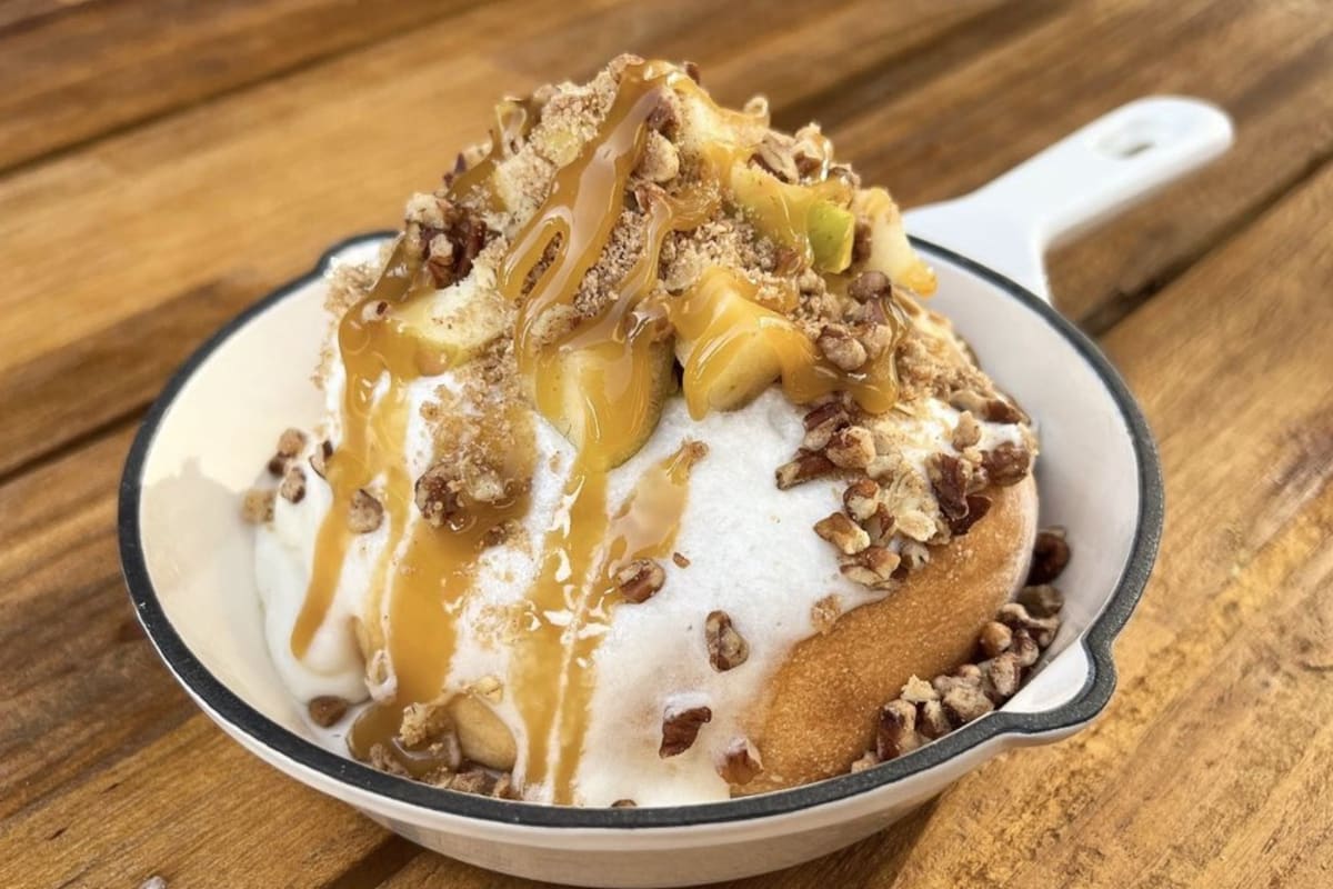 Cinnaholic Delivery Menu | Order Online | 6168 Centre Ave Pittsburgh ...