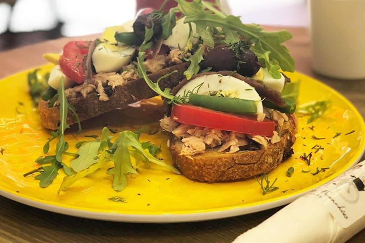 Chez Les Frenchies - New York, NY Restaurant | Menu + Delivery | Seamless