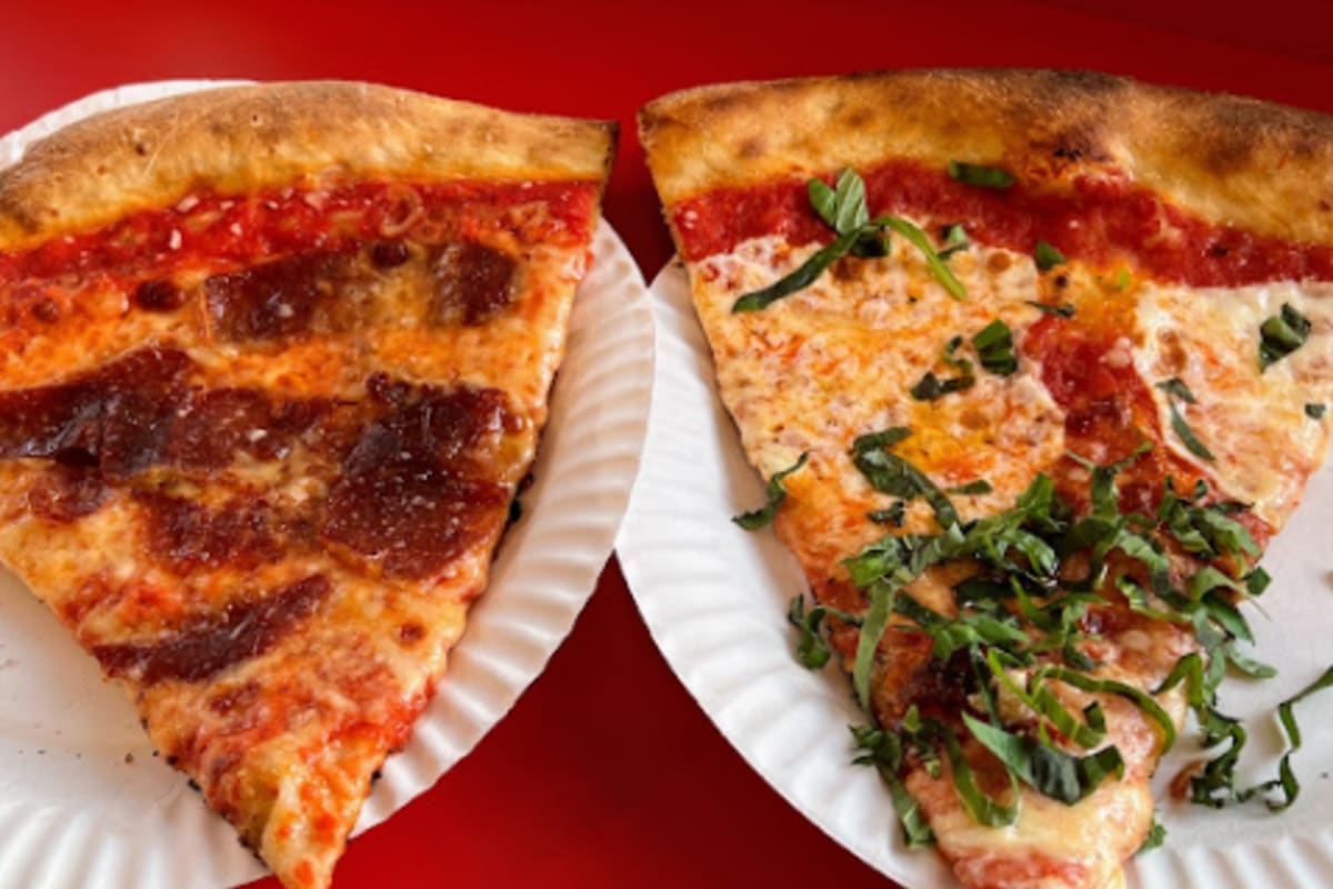 Dragon Pizza - Somerville, MA Restaurant | Menu + Delivery | Seamless