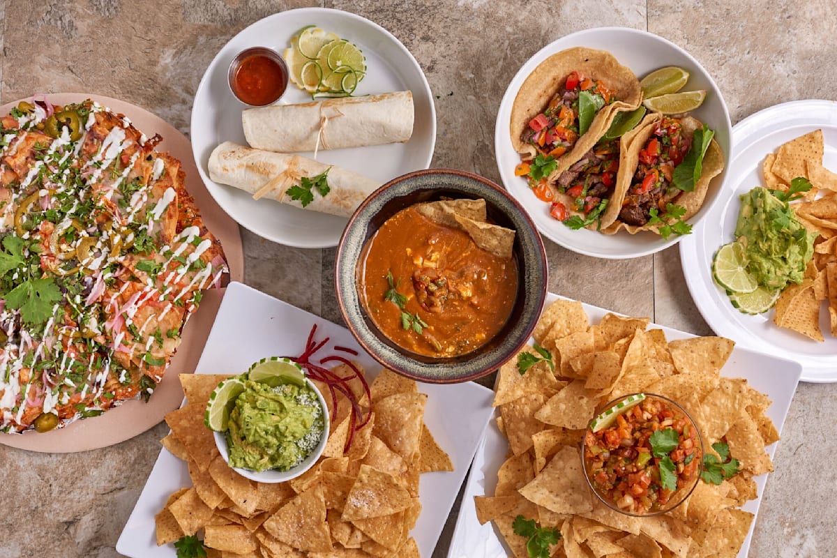 El Vez - New York, NY Restaurant | Menu + Delivery | Seamless
