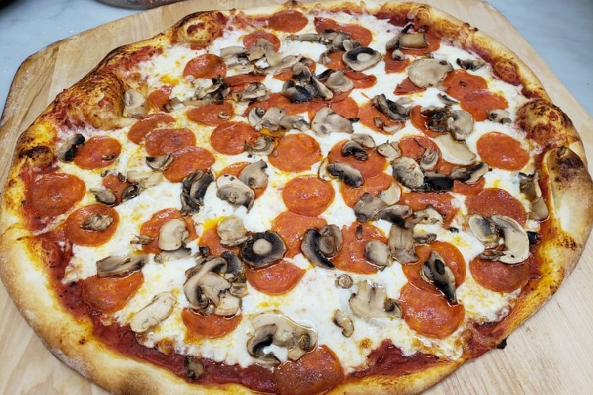 Ricco's Pizza Delivery Menu | Order Online | 55 W Mercury Blvd Hampton ...