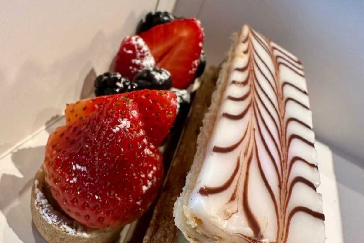 ID-eclair Delivery Menu | Order Online | 169 W Green St Pasadena | Grubhub