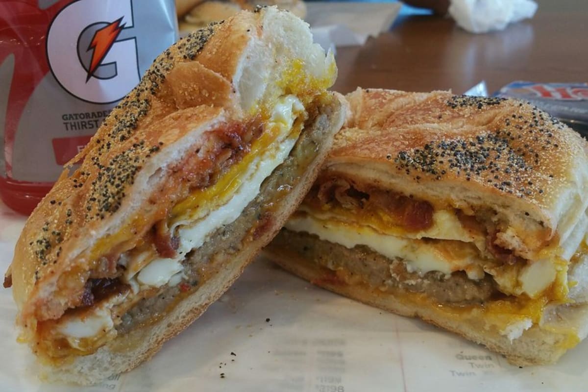 Lion’s Delicatessen - Commack, NY Restaurant | Menu + Delivery | Seamless