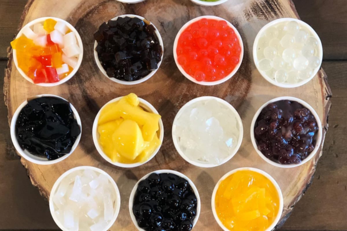 Deluna Dessert Cafe - Sacramento, CA Restaurant | Menu + Delivery ...