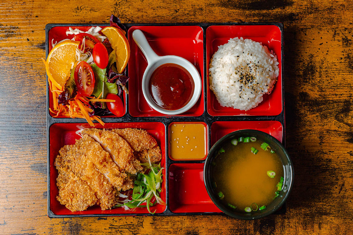 Mura Mura Ramen - Chicago, IL Restaurant | Menu + Delivery | Seamless