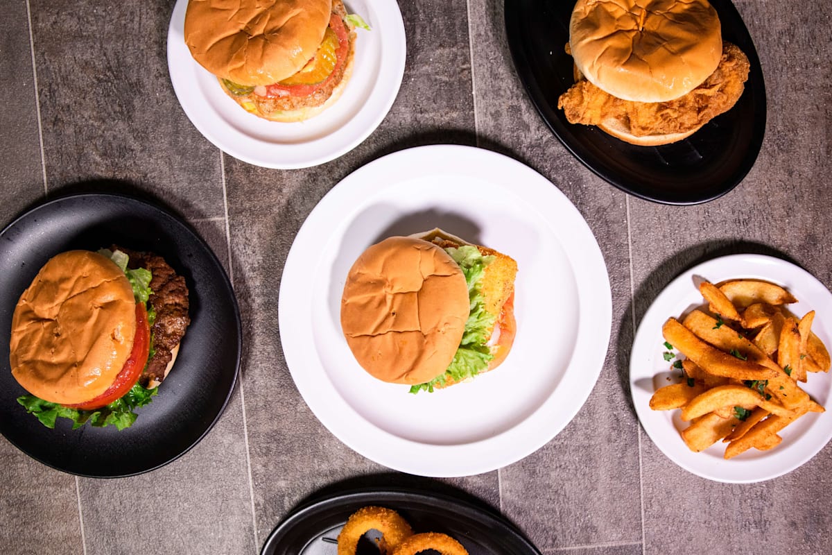 Big Burger World - Katy, TX Restaurant | Menu + Delivery | Seamless