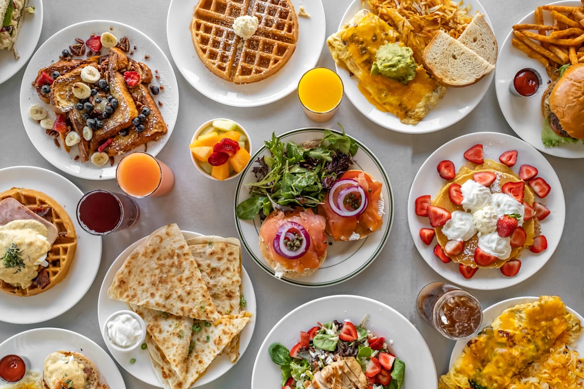 Harrys Coffee Shop Del Mar - Del Mar, CA Restaurant | Menu + Delivery ...