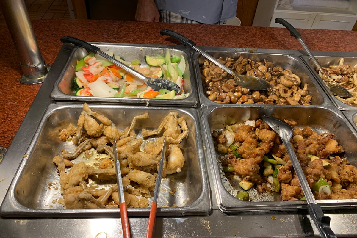 Old Great Wall Buffet Delivery Menu | Order Online | 805 N Euclid Ave ...