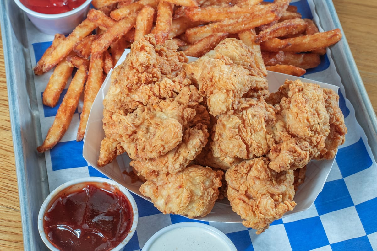 Dallas Chicken Nugget - Dallas, TX Restaurant | Menu + Delivery | Seamless