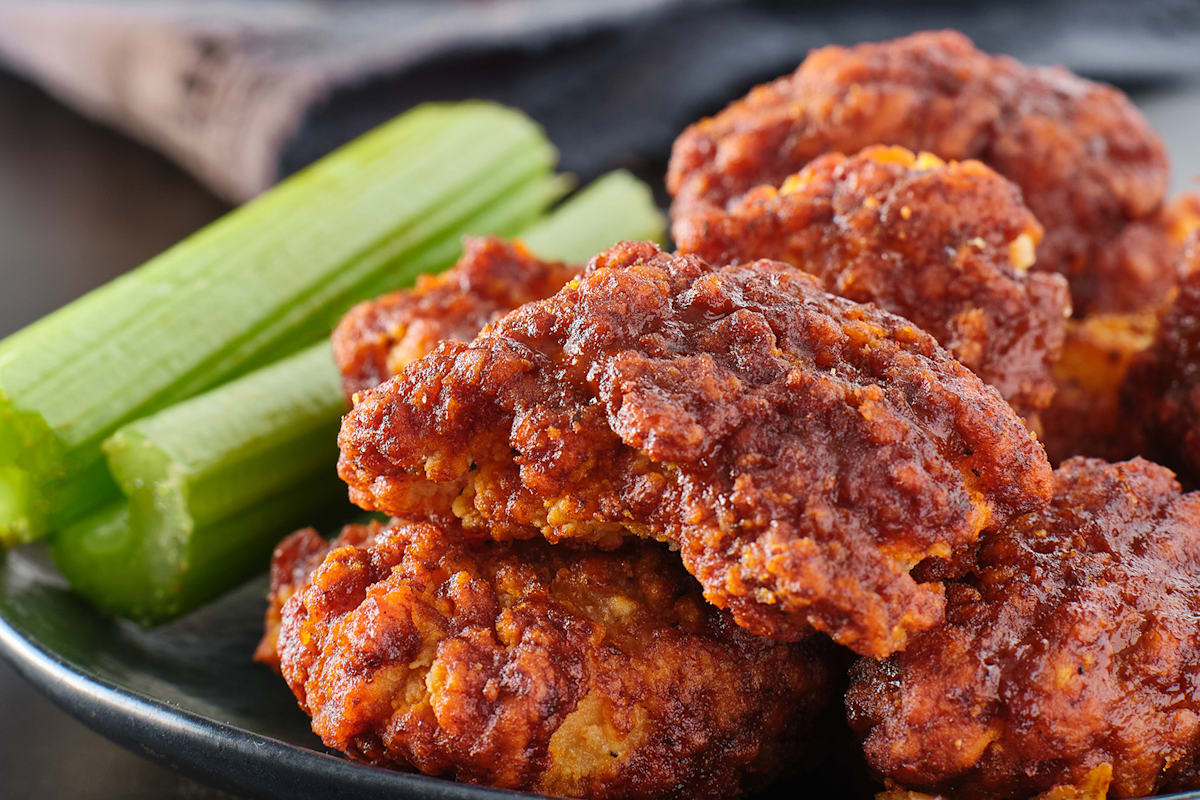 Zinger's Famous Chicken Delivery Menu | Order Online | 15198 E Thirteen ...