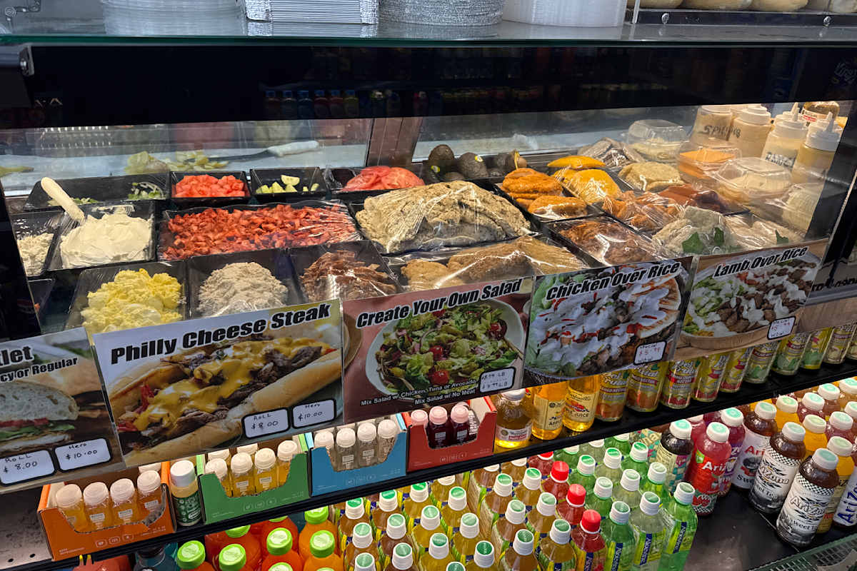 Habibi’s Deli Grill Juice Bar - Brooklyn, NY Restaurant | Menu + Delivery | Seamless