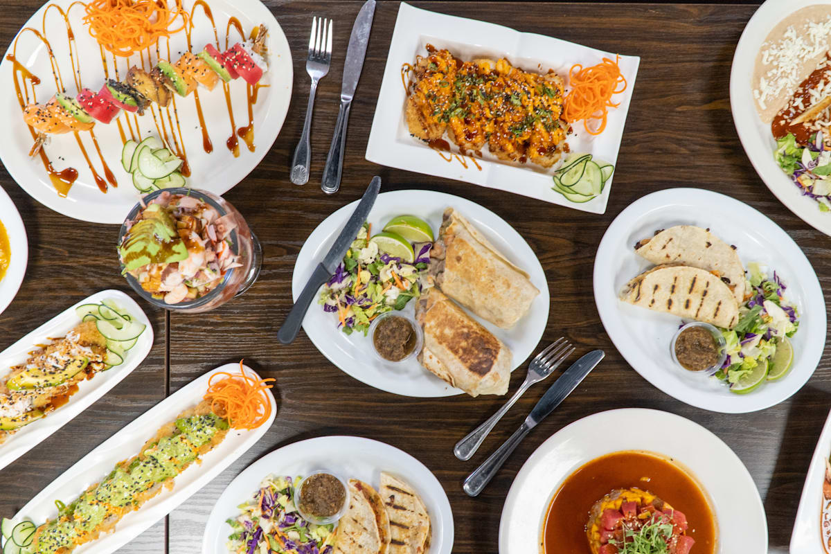 Emporio Sushi & Mariscos - Fontana, CA Restaurant | Menu + Delivery ...