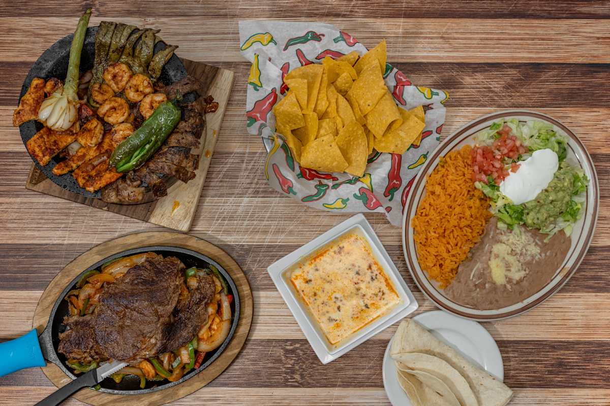 Mi Azteca Mexican Restaurant - Chantilly, VA Restaurant | Menu ...