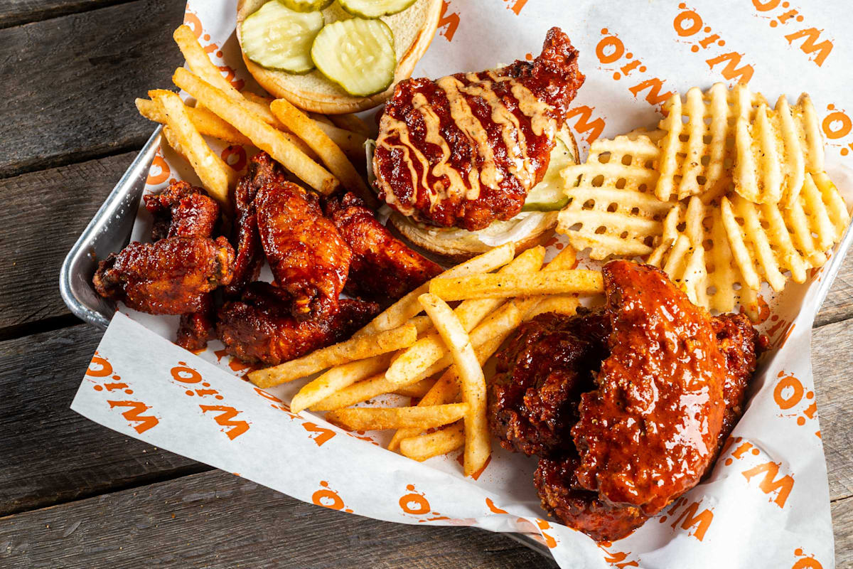 Wing It On! - Catering - Lombard, IL Restaurant | Menu + Delivery | Seamless