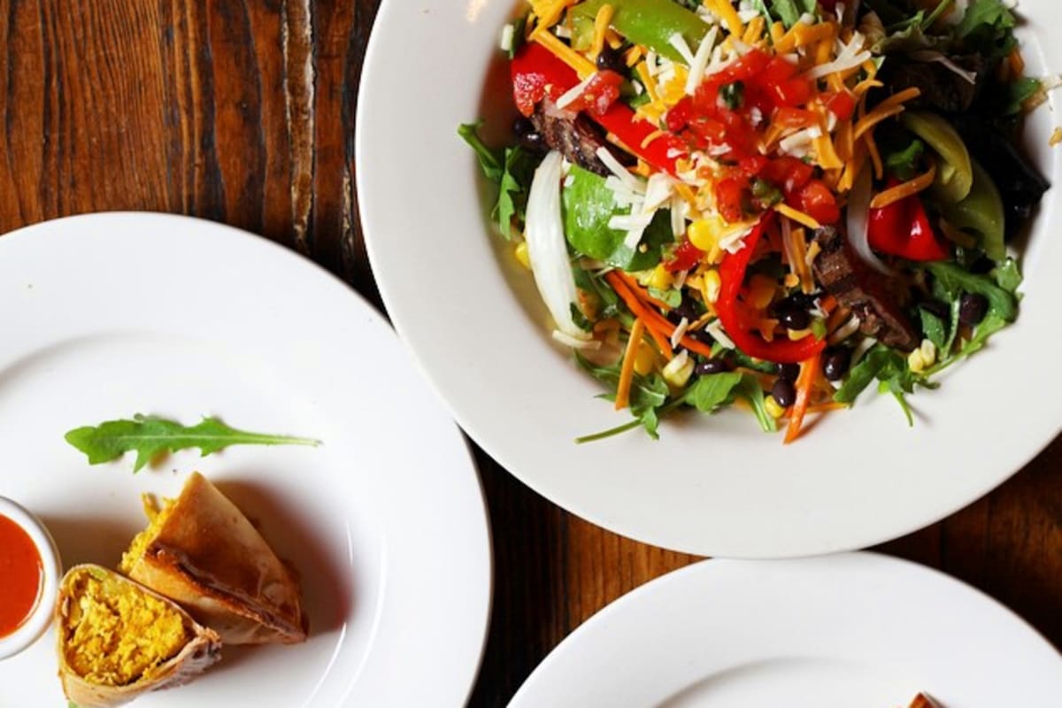 El Coco - New York, NY Restaurant | Menu + Delivery | Seamless