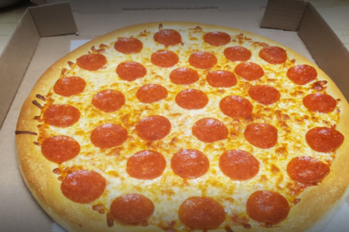 63rd Street Pizza Delivery Menu | Order Online | 6300 Wheeler St ...