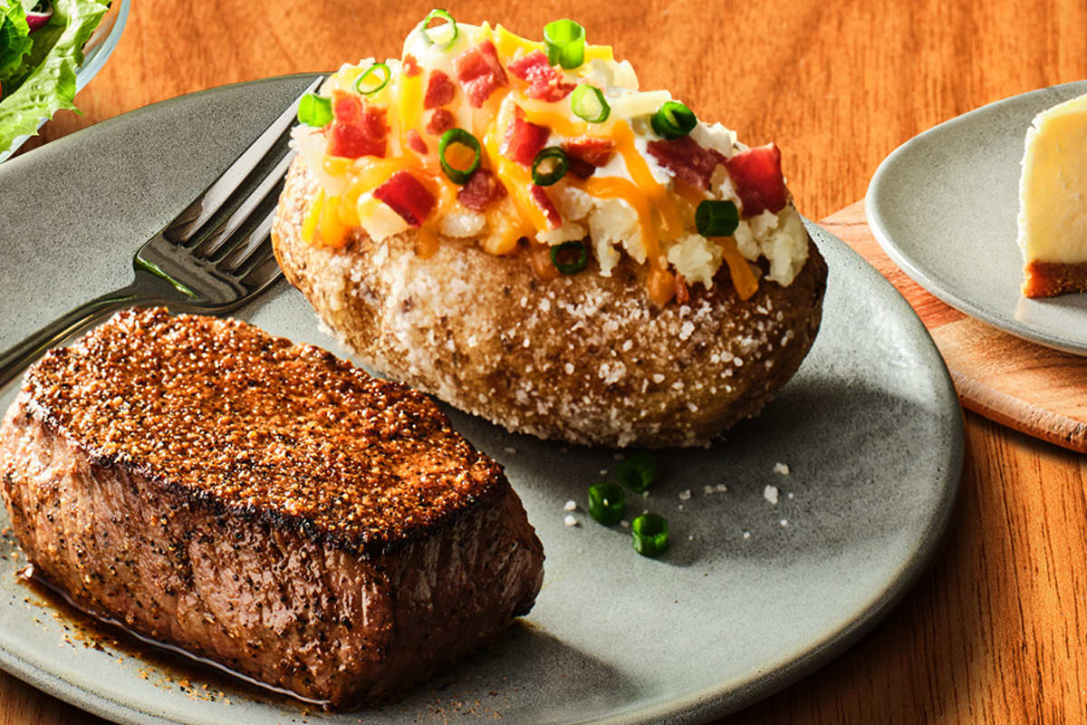 Outback Steakhouse - Brooklyn, NY Restaurant | Menu + Delivery | Seamless