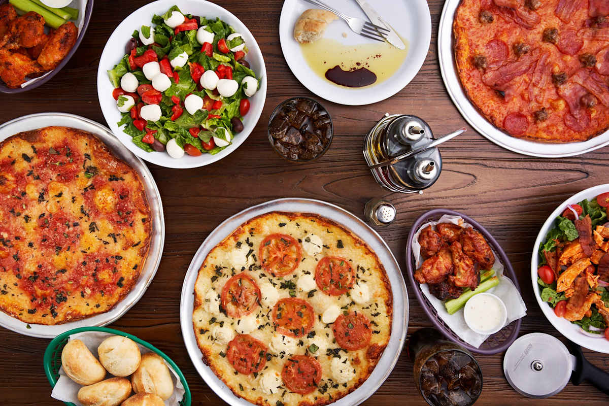 Riko's Pizza - Stamford, CT Restaurant | Menu + Delivery | Seamless