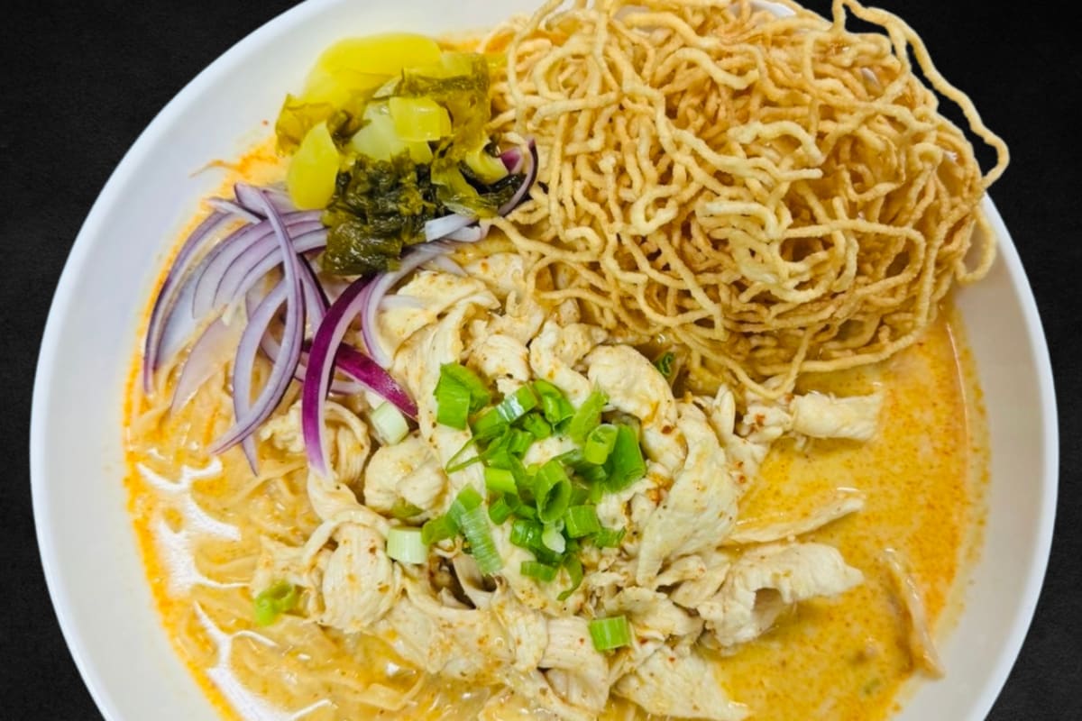 Thai Treasure Bistro Delivery Menu | Order Online | 3420 Highland Rd ...