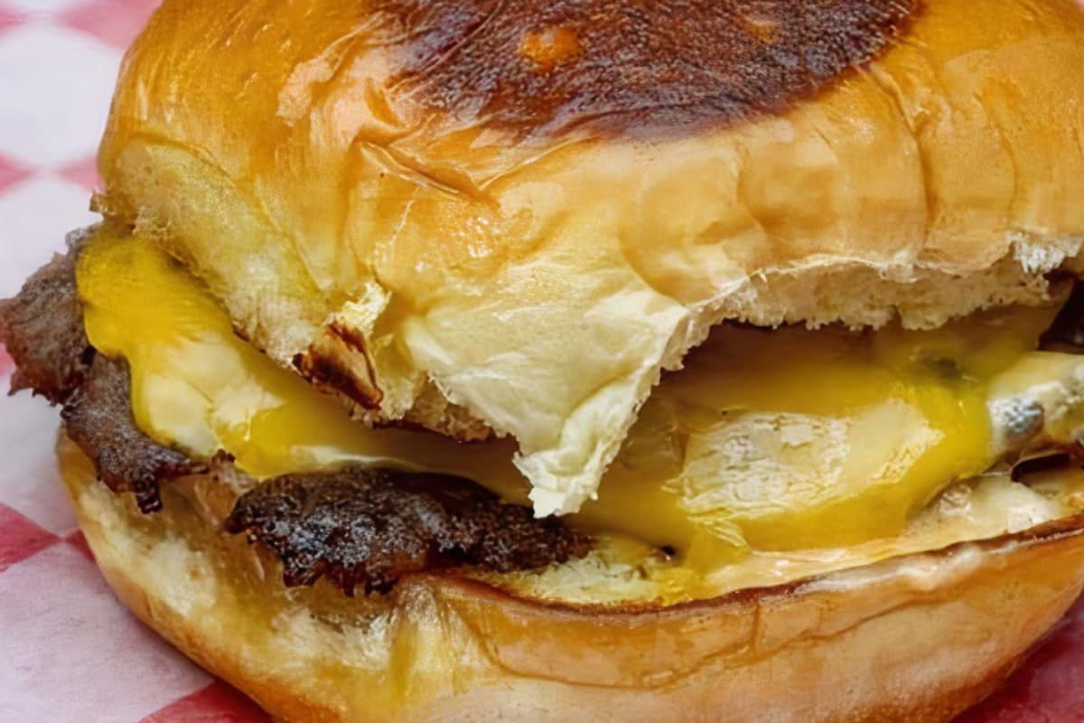 7th Street Burger - New York, NY Restaurant | Menu + Delivery | Seamless